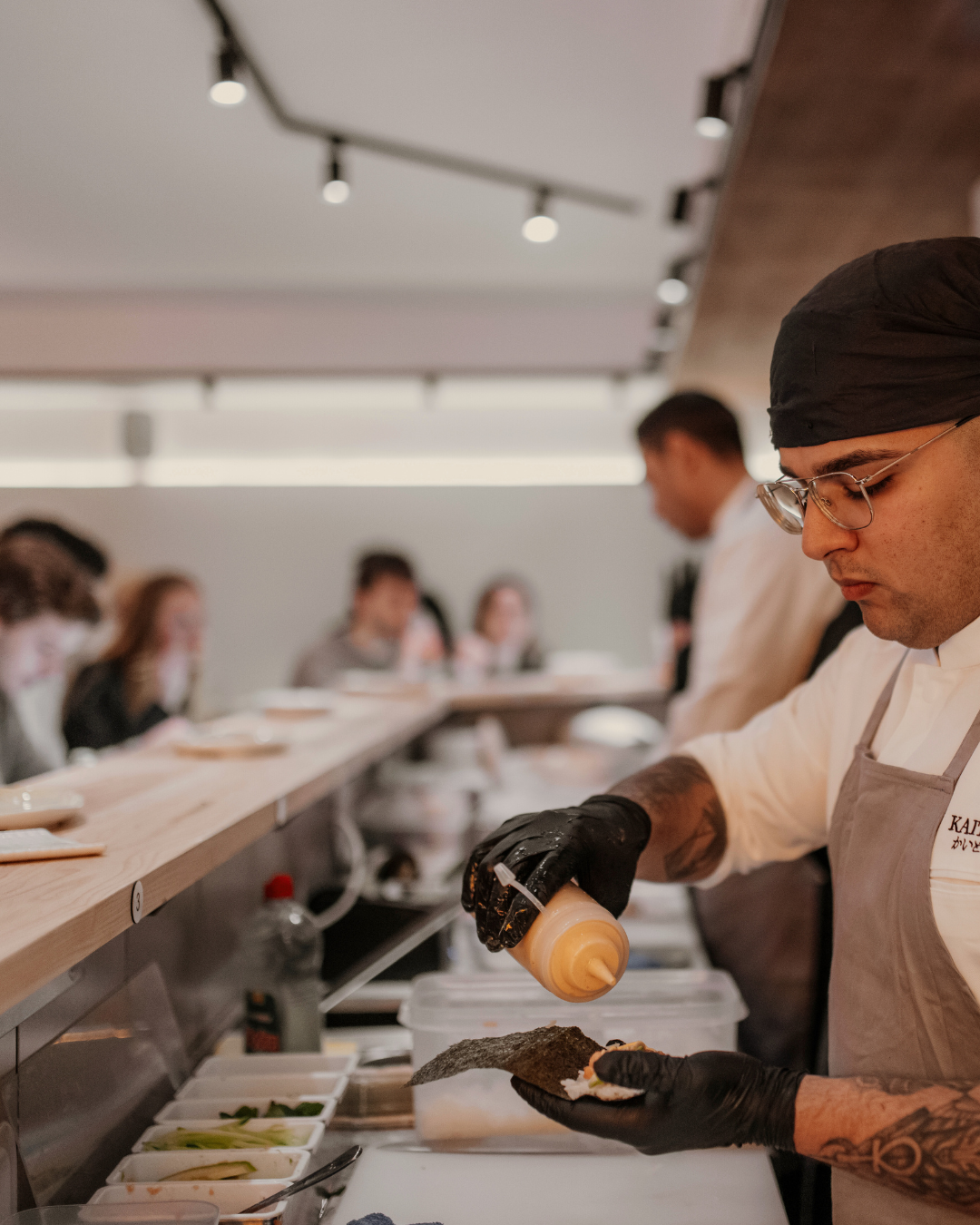 La técnica del hand roll perfecto - Kaito